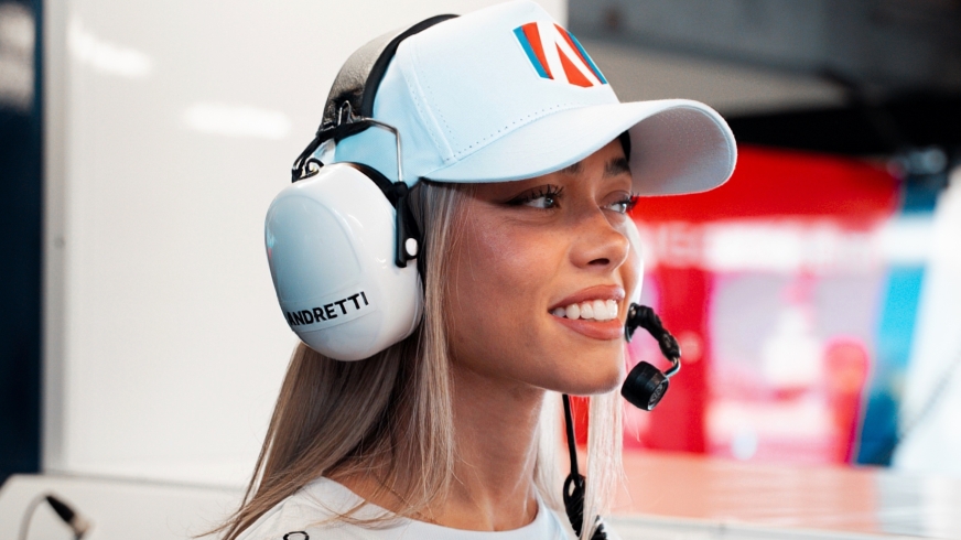 Monaco’s Muse: Emma Houlmière’s Elegance Redefined - Monaco Voice